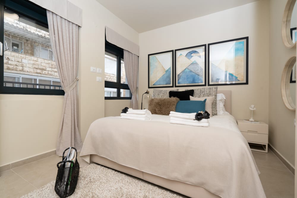 Royalty Vibe VIII - King David Residence
